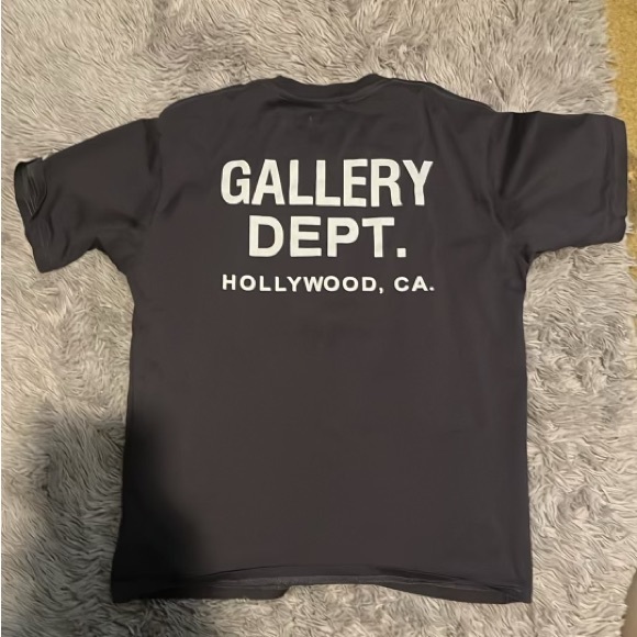 Gallery Dept | Shirts | Black Gallery Dept Tee | Poshmark